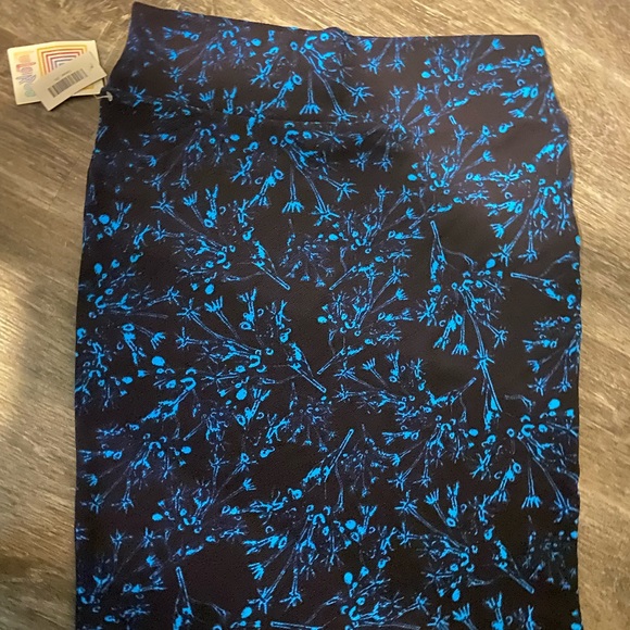 LuLaRoe | Skirts | Lularoe Cassie Skirt 2xl New With Tags | Poshmark
